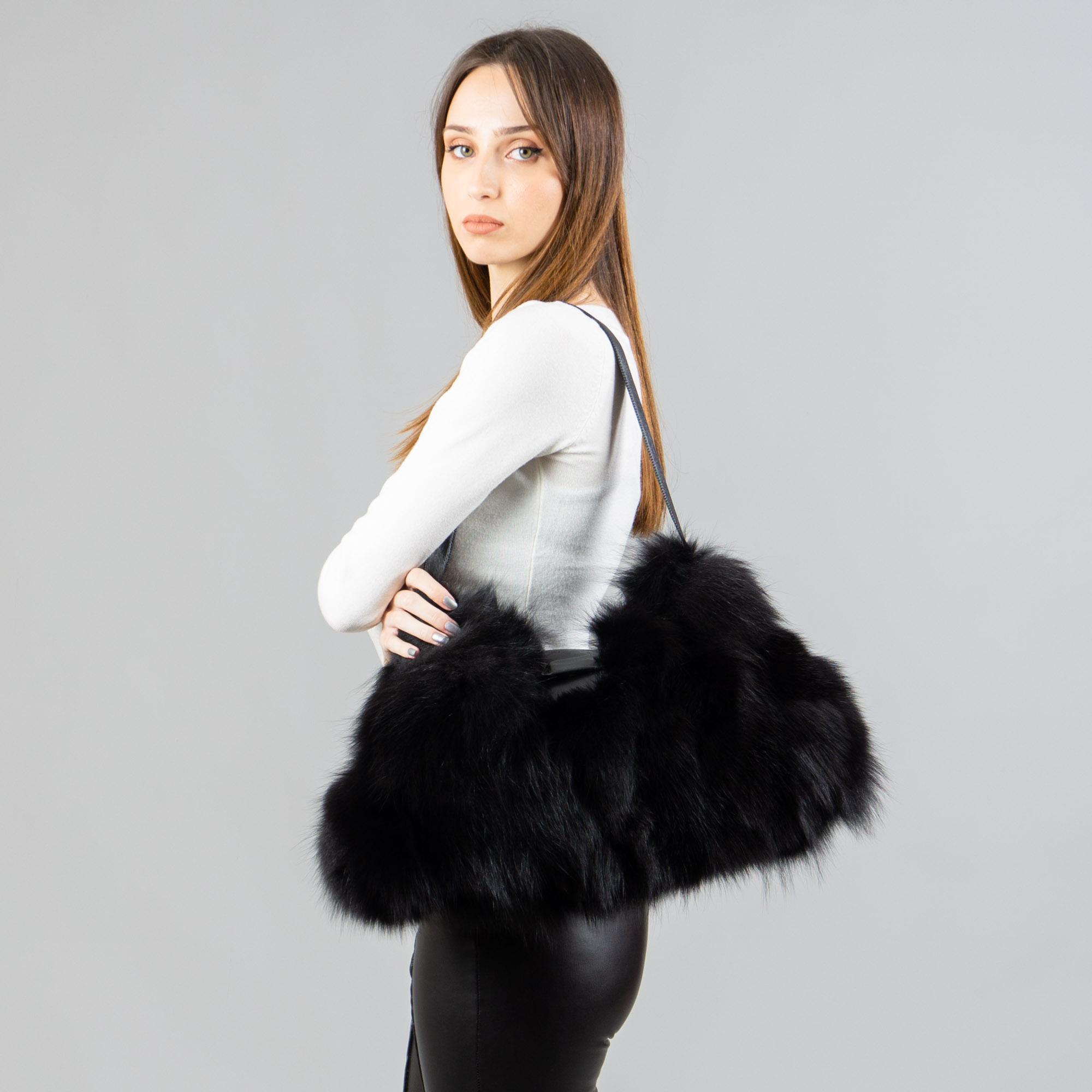 Fox fur shoulder bag in black color | Greek manufacturing | eFurs